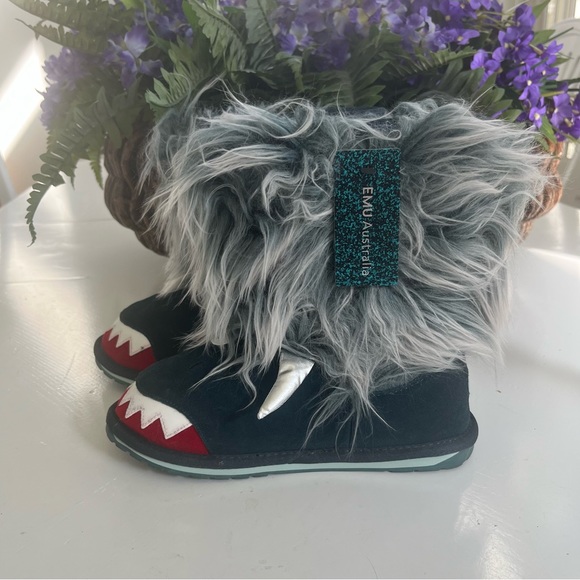 Emu | Shoes | Nwt Kids K3 Emu Australia Boots Rare Monster Deep Teal ...